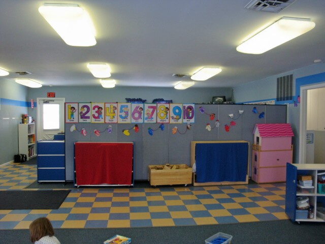 Daycare Learning Center uses Portable Walls to divide space
